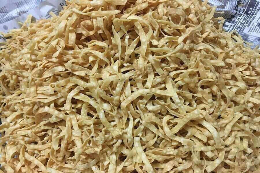 Resep Kue Bawang Padang Enak, Empuk, dan Gurih-Gurih Nyoi